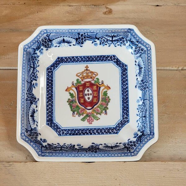 Japanese Crest - Etsy