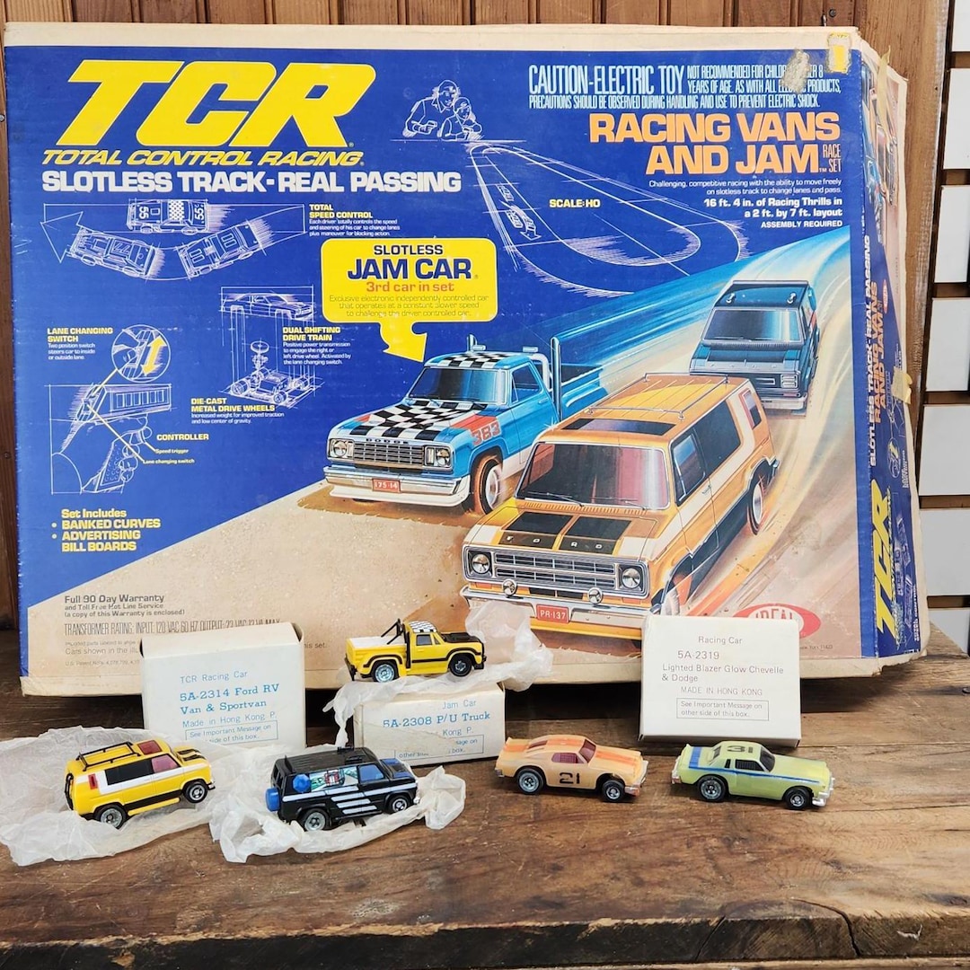 1977 IDEAL TCR Race Set W/ 5 Cars - Etsy