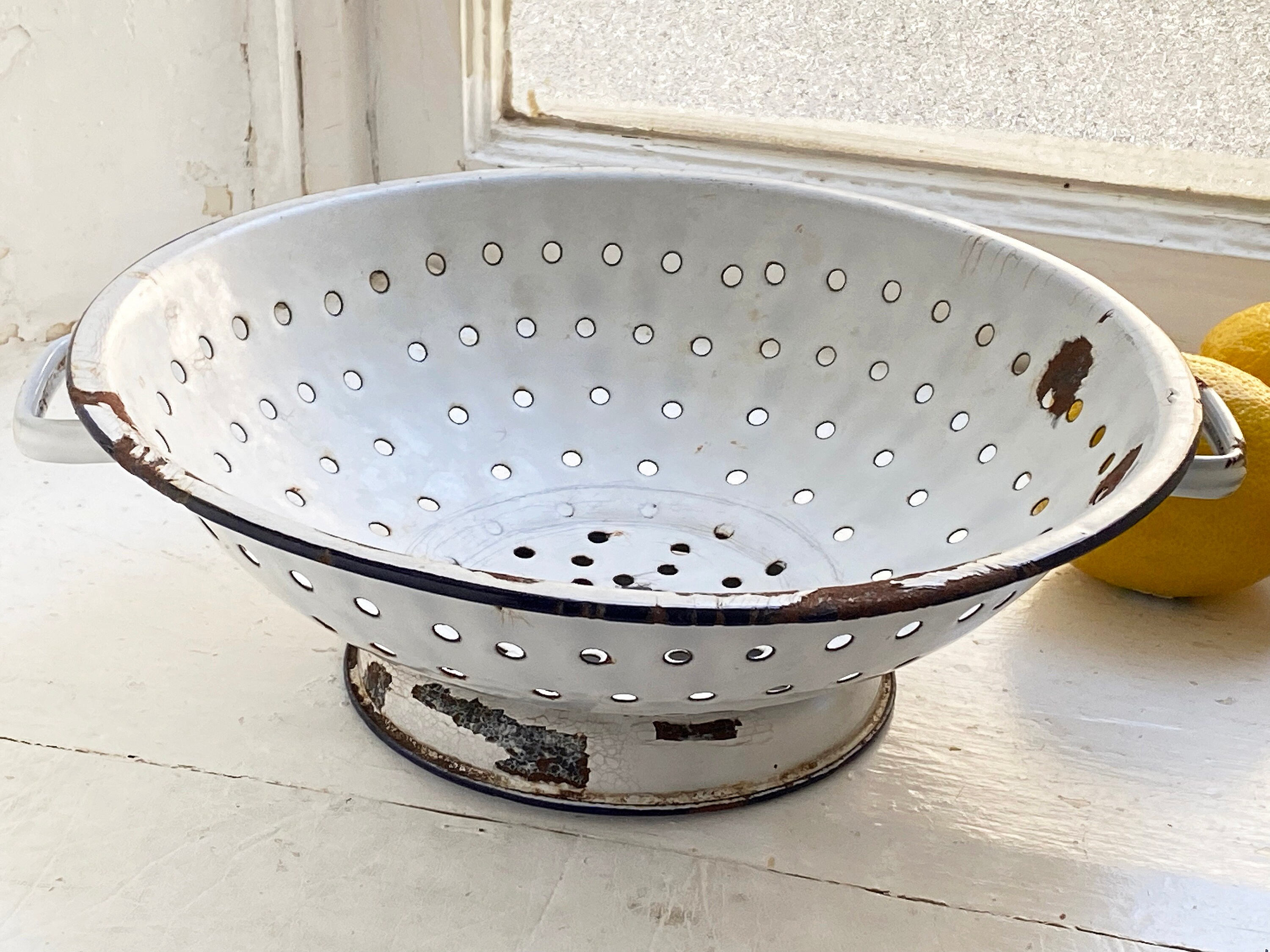 Vintage Enamelware Colander/strainer Blue and White. C. 1940s. - Etsy