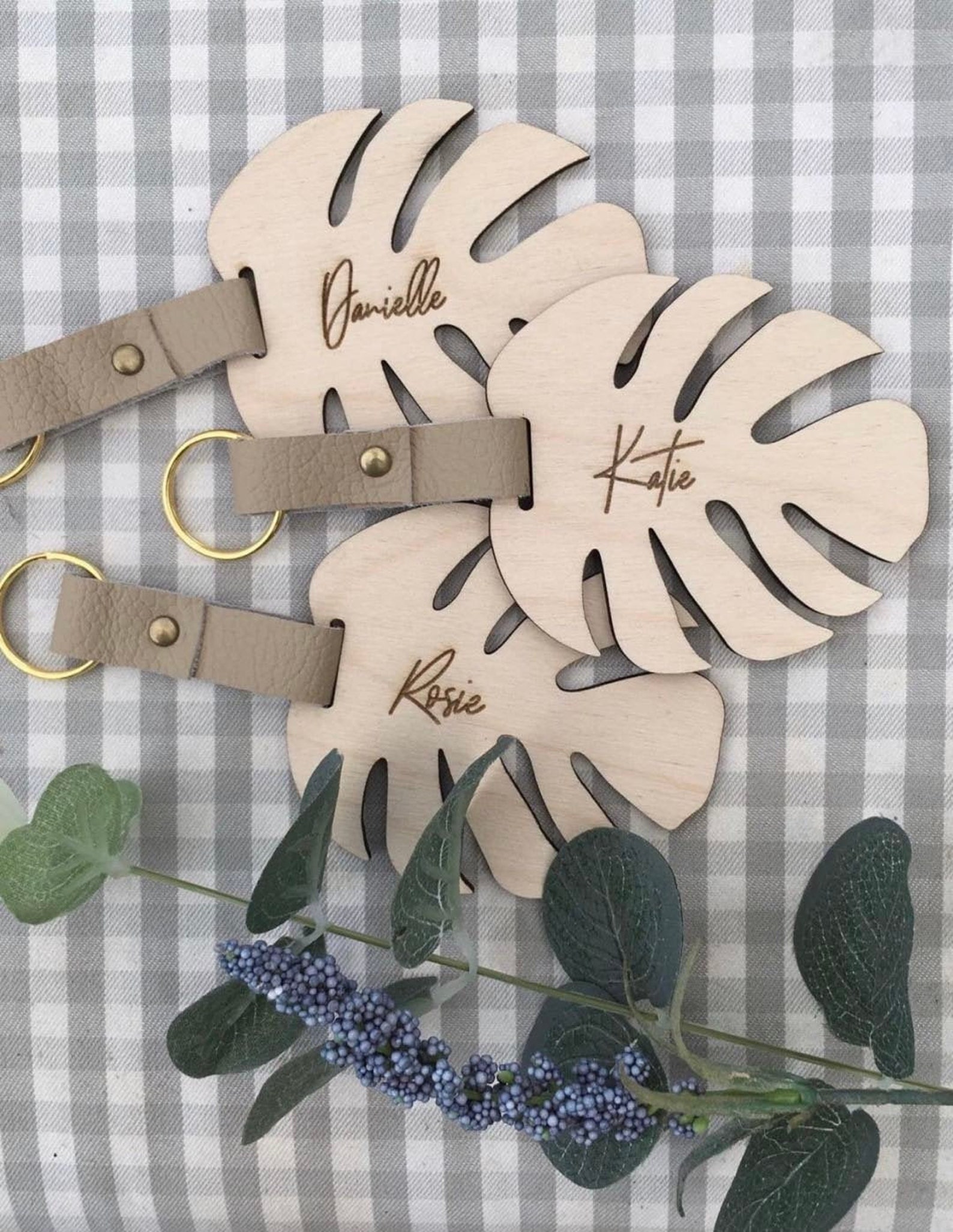 Palm Leaf Keyring - Etsy