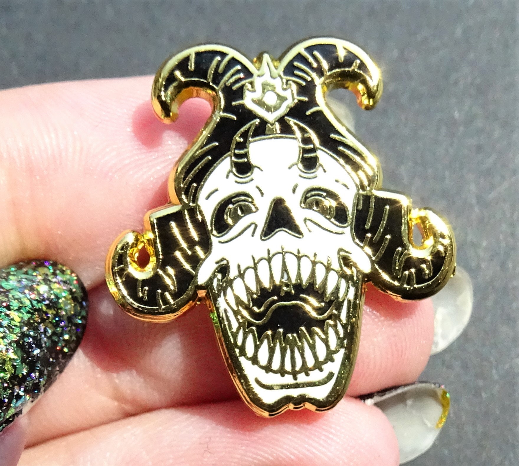 Hex Demon Skull Enamel Pin - Etsy