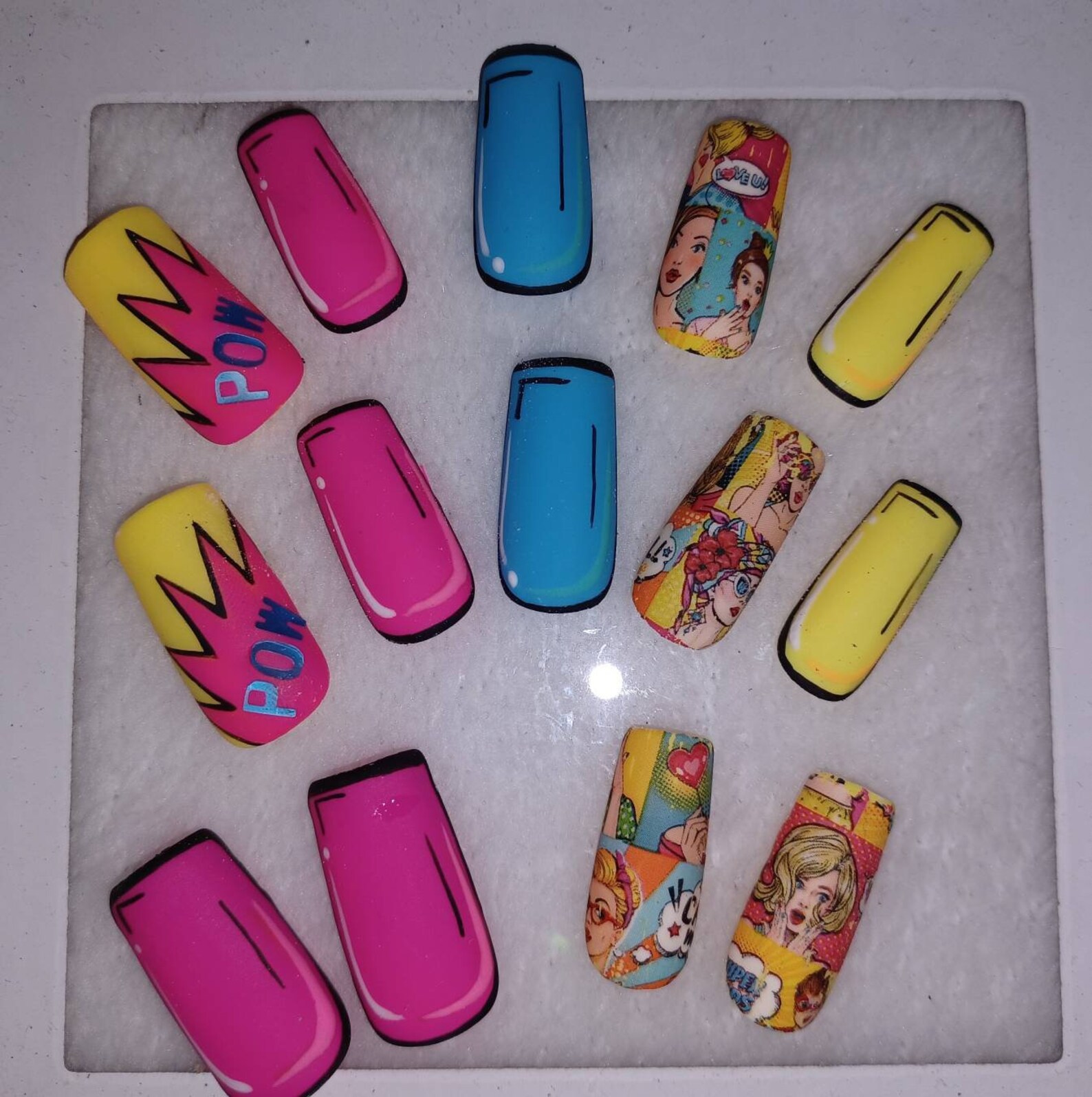 Comic Strip| Full Set of Press on Nails - Etsy