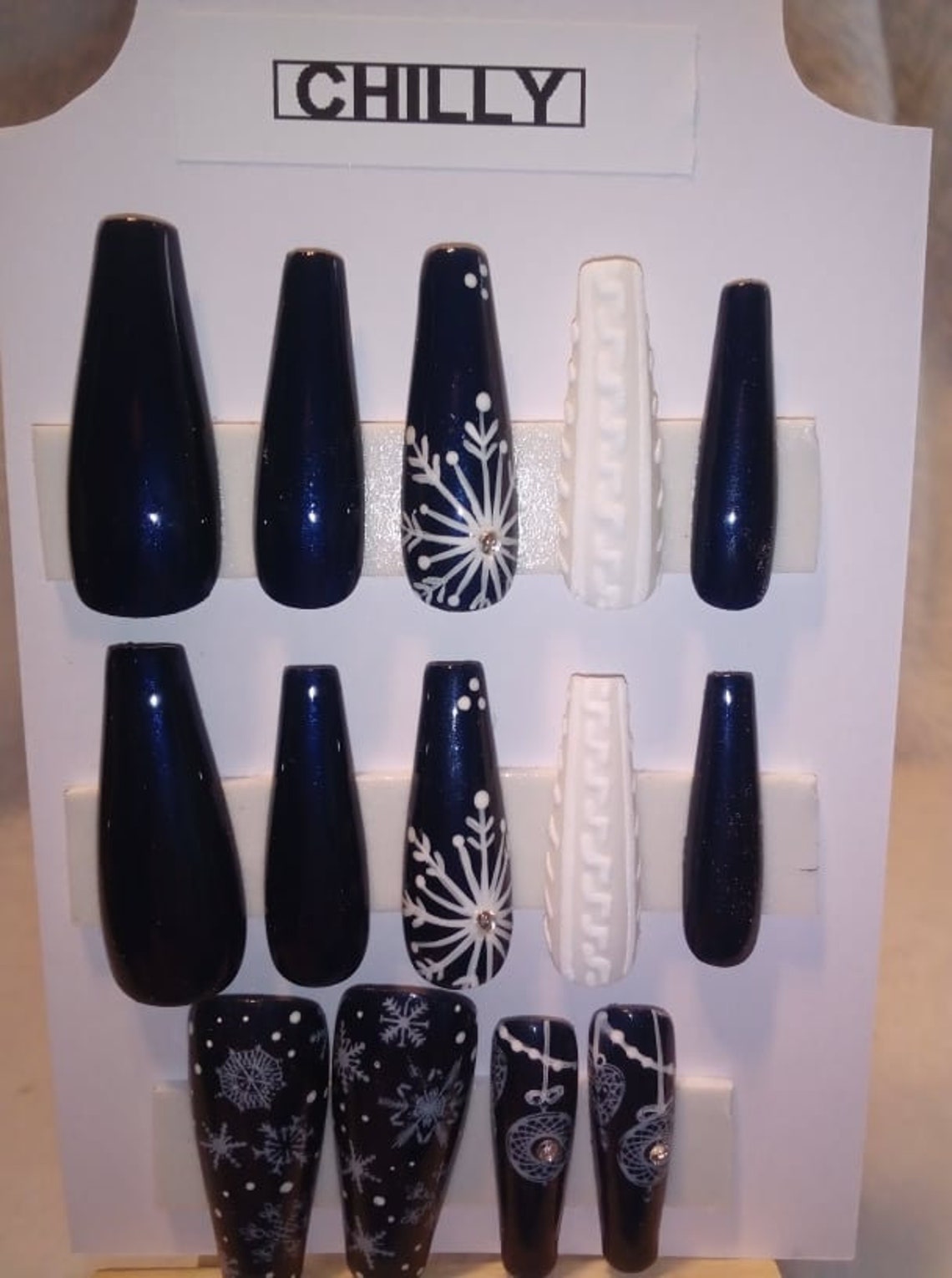 Chilly | CHOOSE YOUR COLOR! | Full Nail Set - Etsy