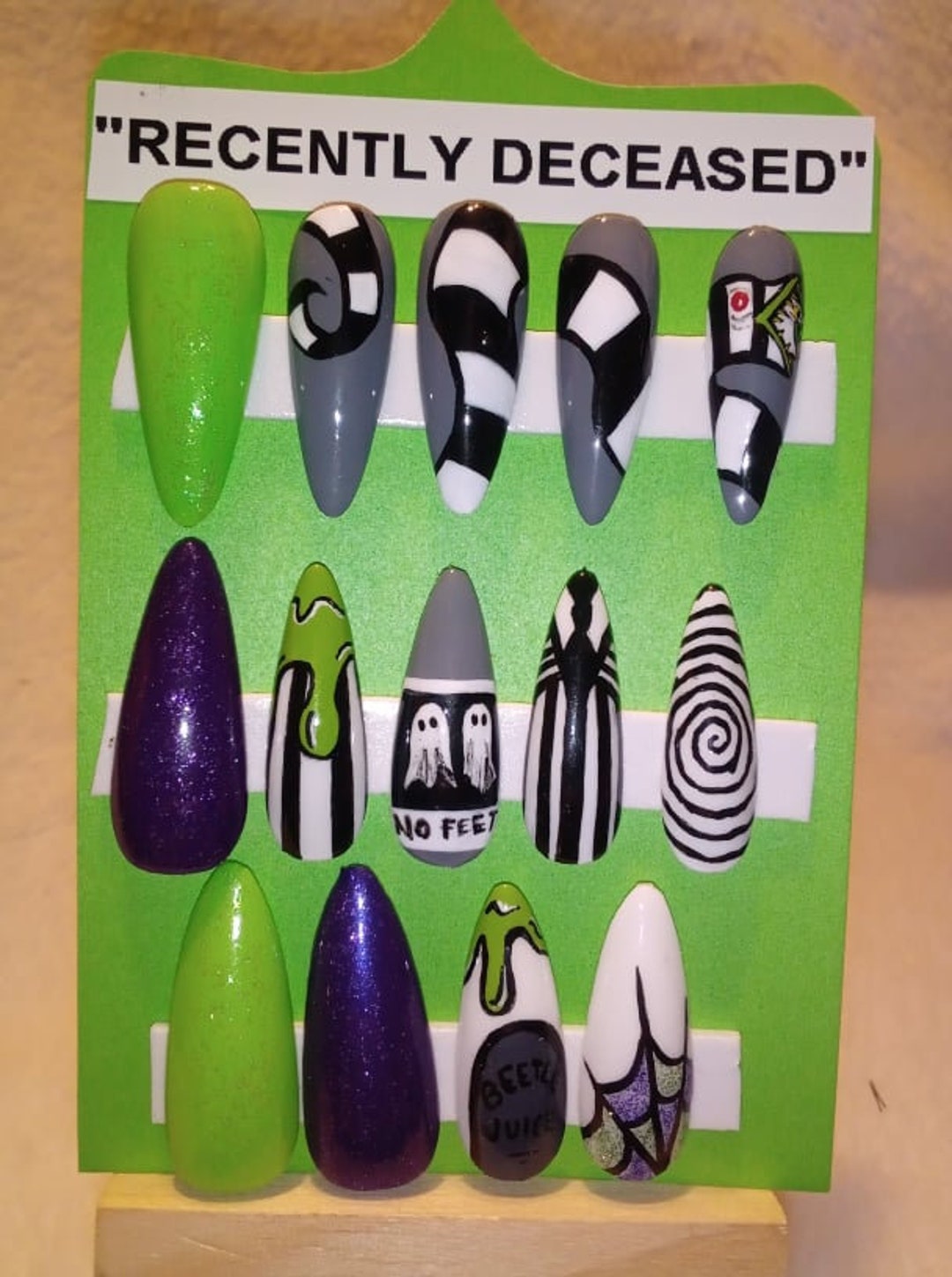 Recently Deceased | Full Press on Nail Set - Etsy