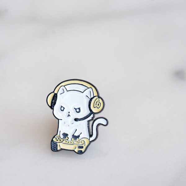Cat Pin - Etsy