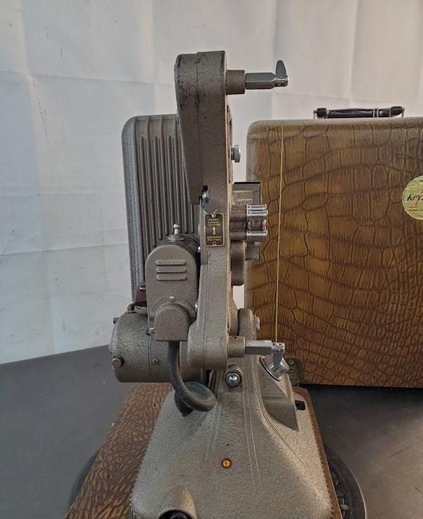 Vintage Keystone Model K-160 16mm Film Projector Motor & Main Bulb ...