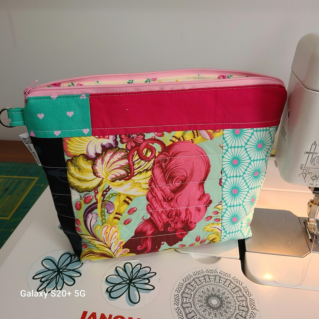 Tula Pink Scrappy Zippered Project Bag - Etsy