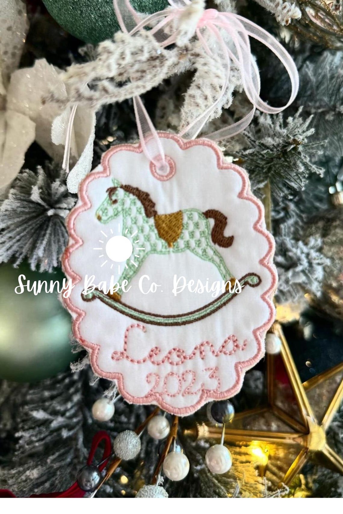 ITH Oval Scalloped Bag Tag Embroidery Design, Machine Embroidery Name ...