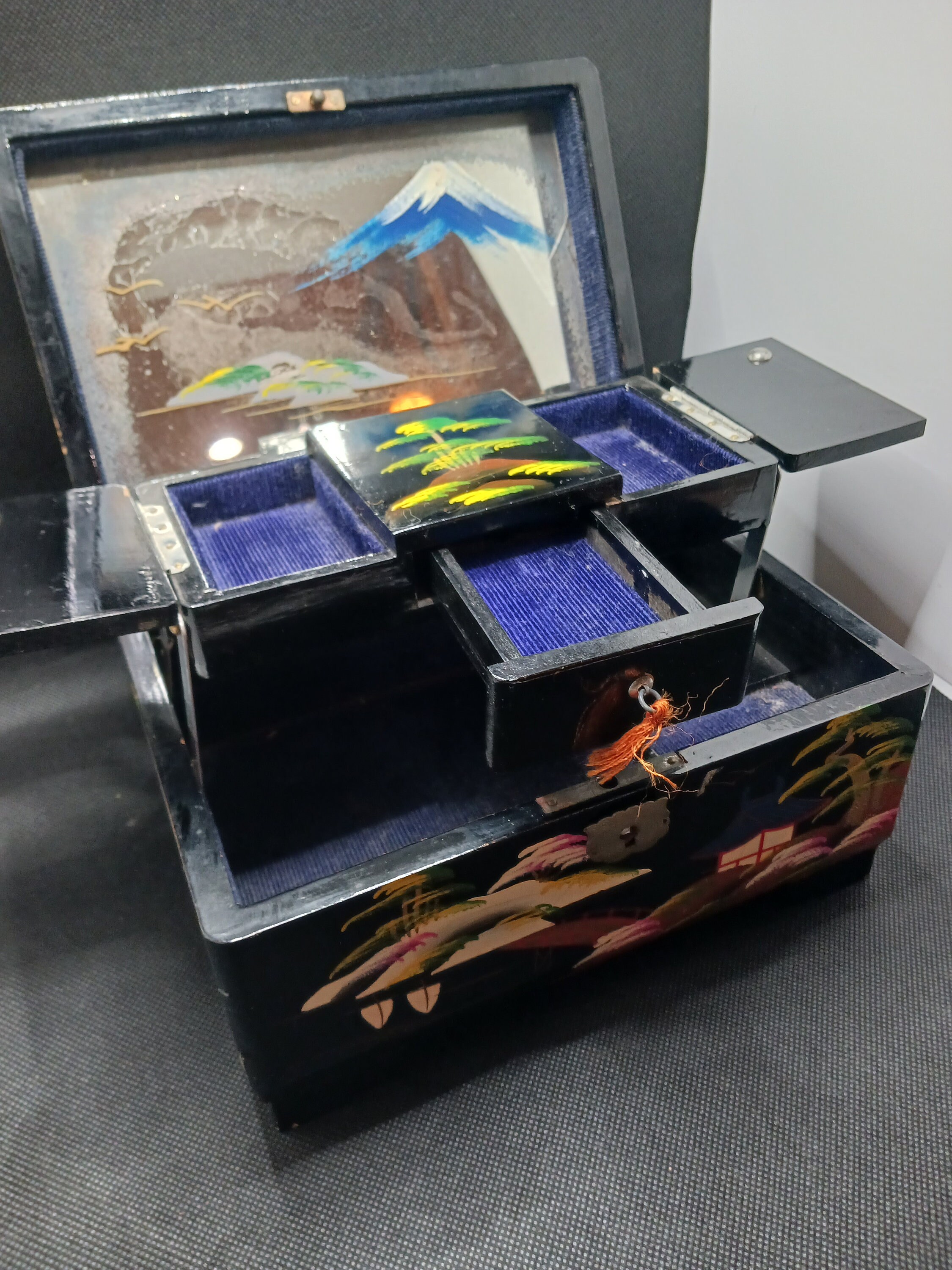 BLACK LACQUER JEWELRY Box Japan - Etsy