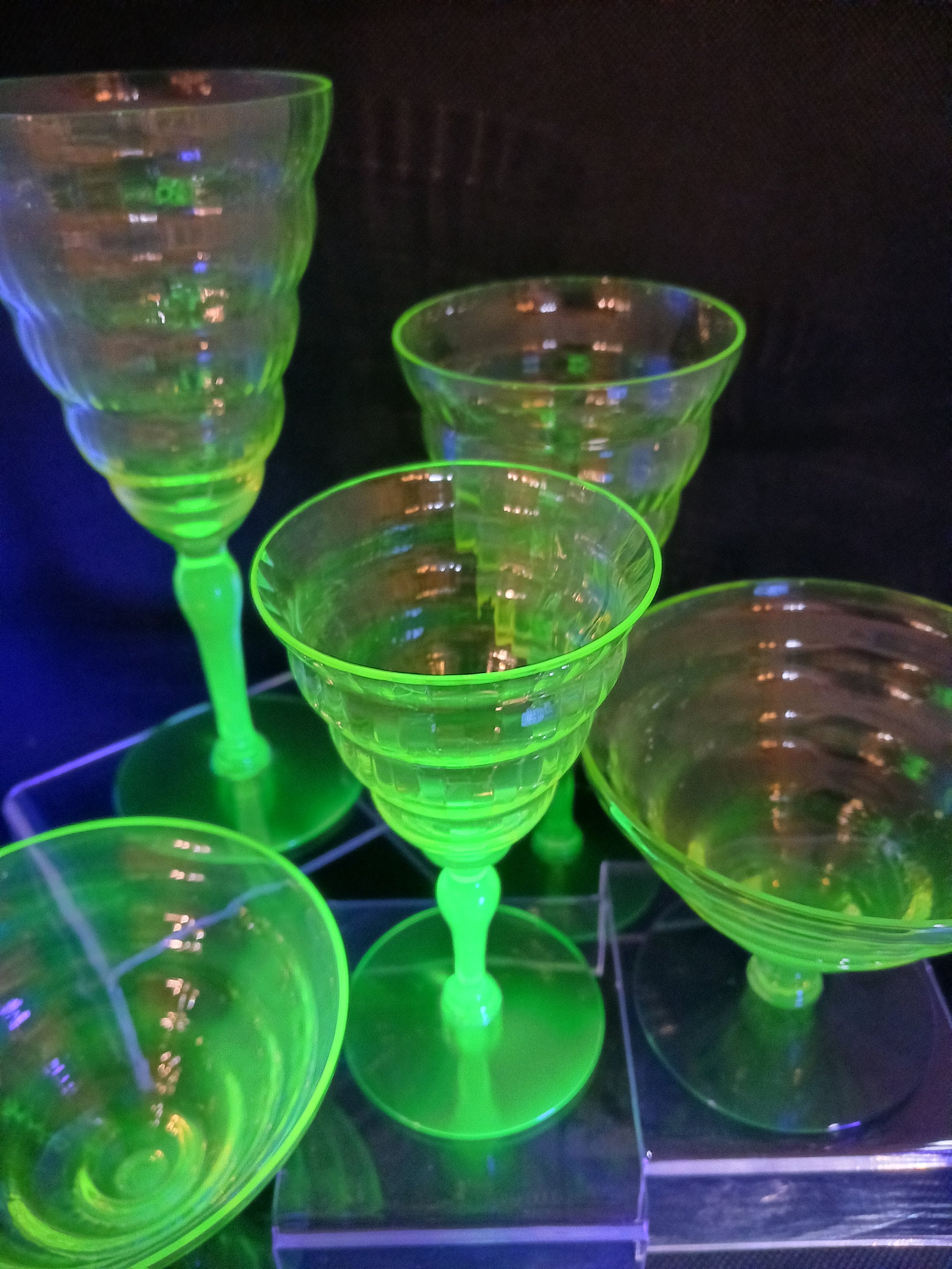 UTILITY GLASS WORKS 5 Vaseline/ Teal Cambodia Ware Stems - Etsy