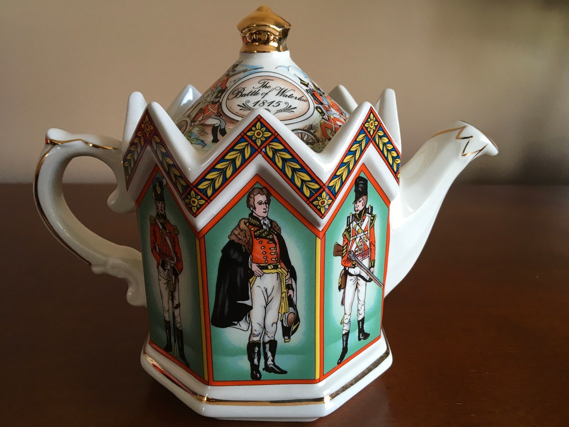 Sadler Porcelain Two Cup Teapot the Duke of Wellington and Soldiers of ...