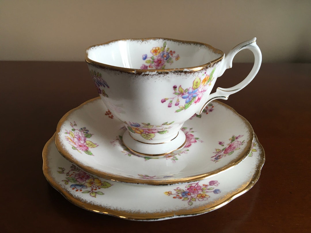 Vintage Royal Albert Georgina Fine Bone Tea Cup With Matching Saucer ...