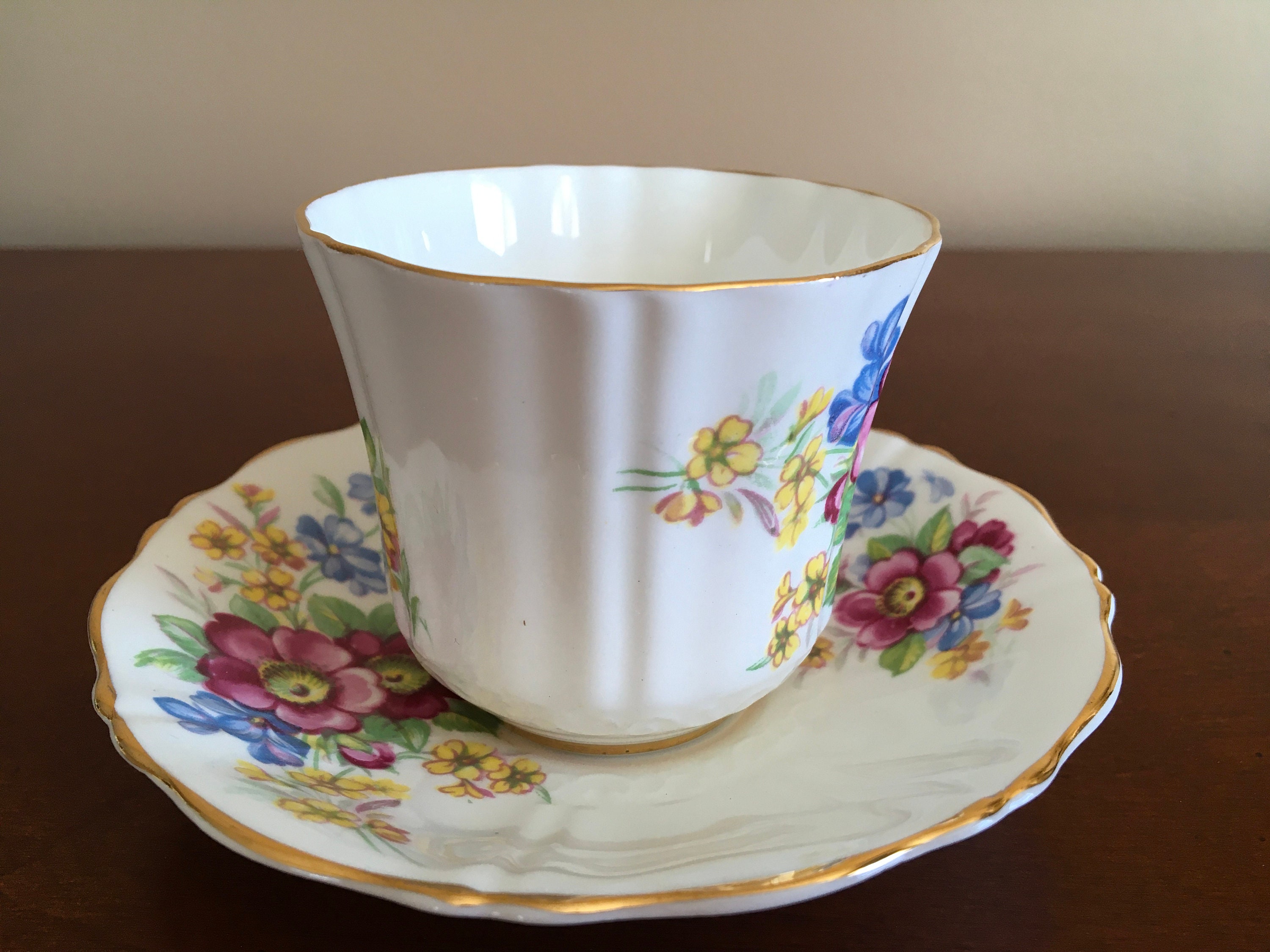 Old Royal Bone China Wild Flowers/ Floral Fine and Delicate - Etsy