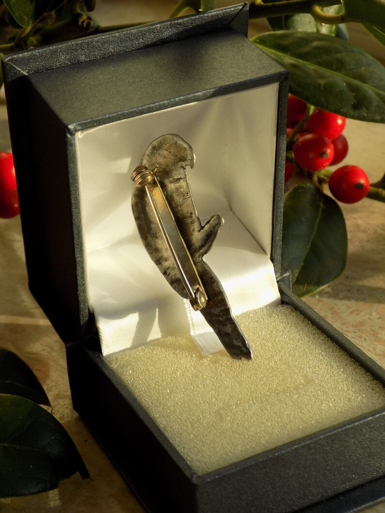 PARROT.VINTAGE PEWTER Brooch Parrot.parrot Pin.animal Gift - Etsy