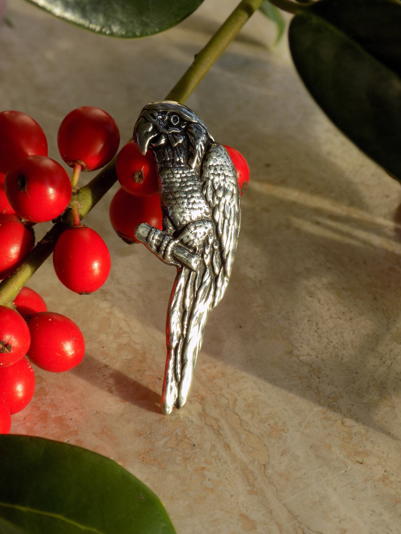 PARROT.VINTAGE PEWTER Brooch Parrot.Parrot Pin.Animal Gift | Etsy