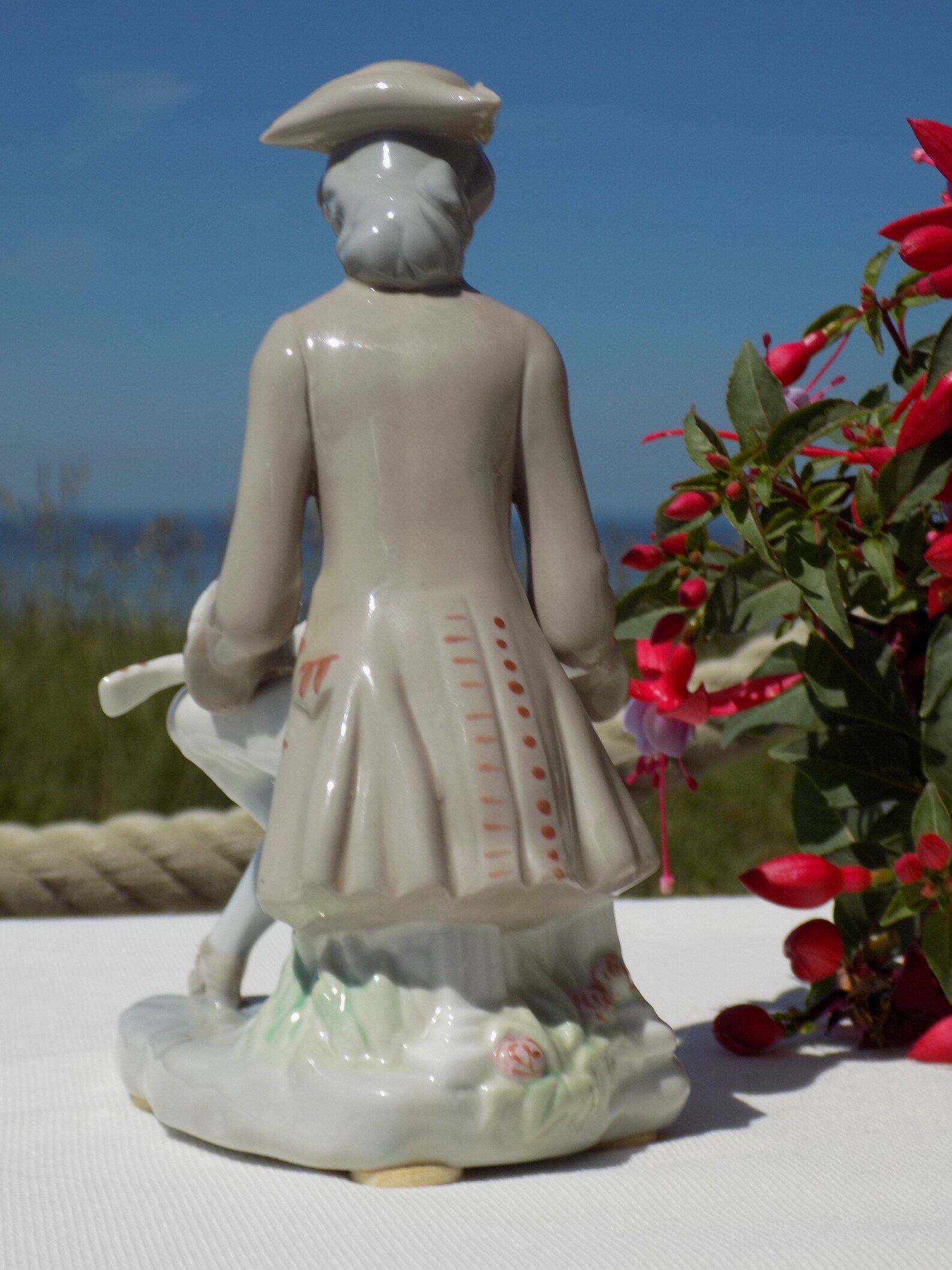 VINTAGE CASADES PORCELAIN Boy With Mandolin Figure.Casades | Etsy