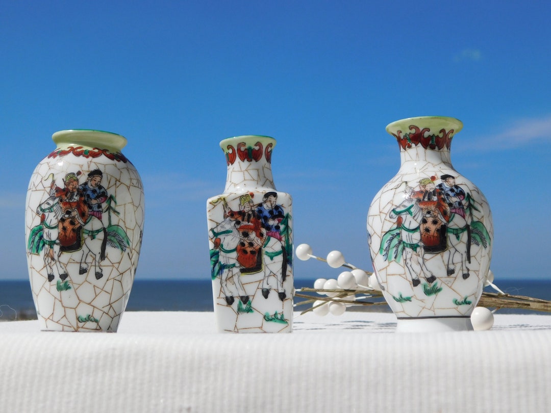 JAPANESE MINIATURE Vases.set of Three Matching Porcelain Small Hand ...