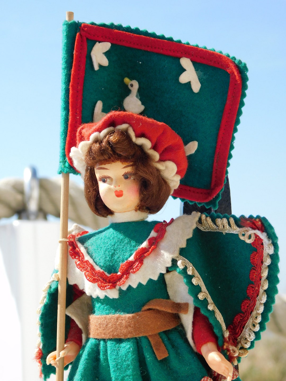 FOLKLORIC DOLL.COLLECTABLE Vintage Souvenir Doll.traditional Native ...