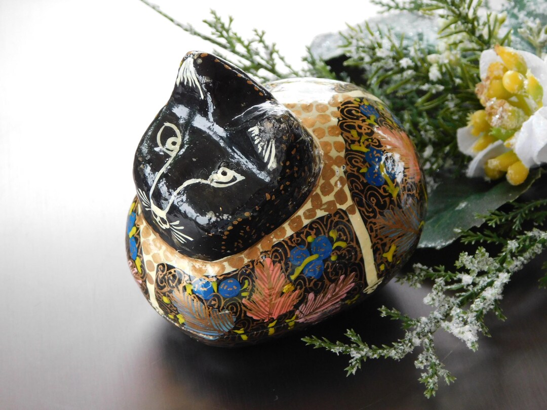 CAT SHAPED LACQUERED Trinket Box.vintage Leaves Decorated Cat Shaped ...