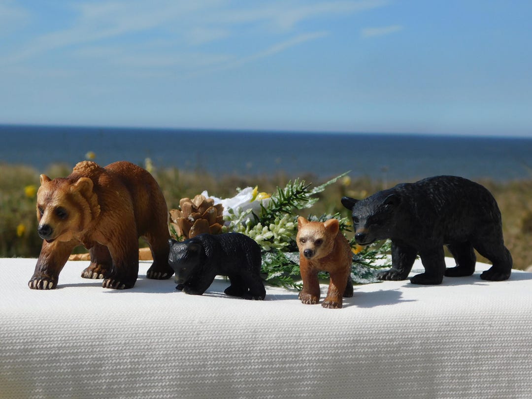 SCHLEICH BEARS.FAMILY of Grizzlies.4-pcs Schleich Wild Life Animals ...