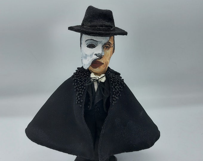 Aurora Horror Model Remco Mego AHI Inspired Figure 8" Horror Salems Lot ...