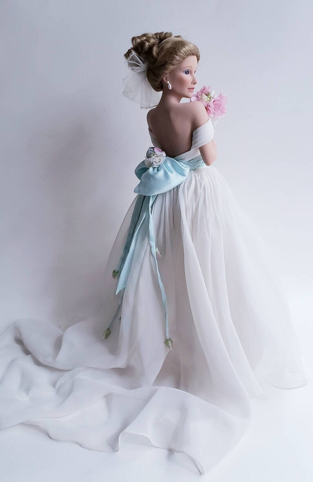 Stunning Bride Porcelain Doll, "summer Dream", Fine Porcelain Bride ...