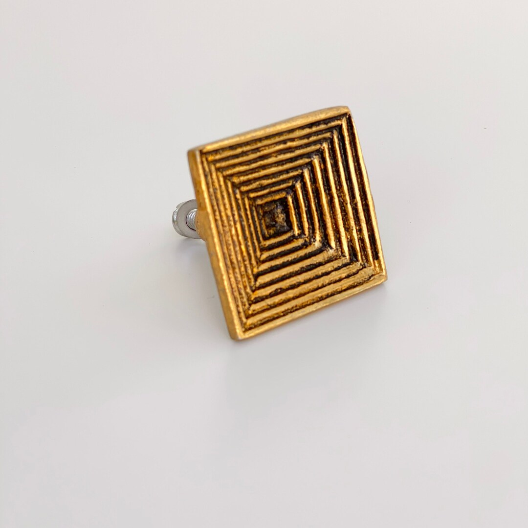 Antique Golden Metal "kundli" Square Cabinet Drawer Knob, Modern ...
