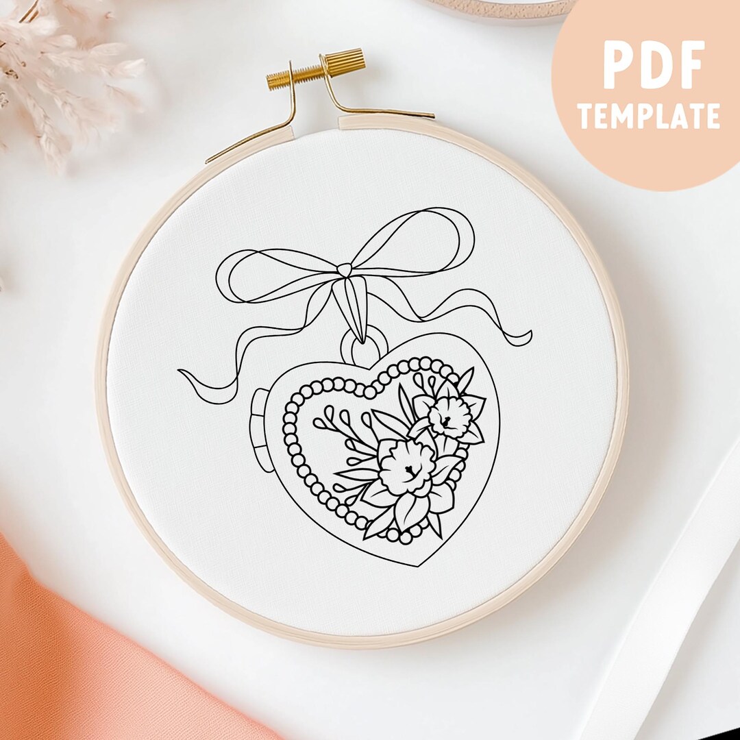 Vintage Floral Locket Embroidery Pattern, Romantic Heart, Embroidery ...