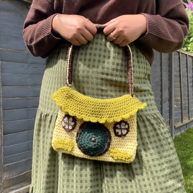 Bag End Bag Crochet Pattern Lord of the Rings & Hobbit - Etsy
