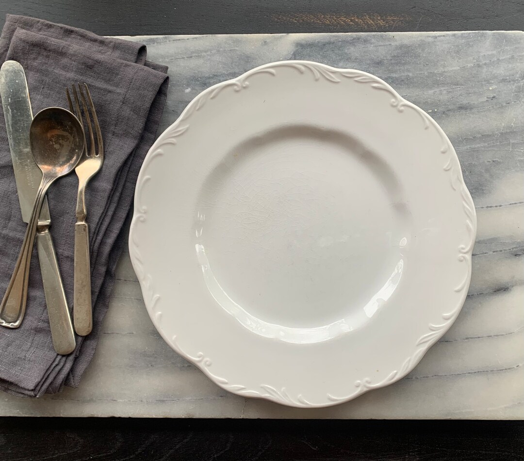 Sterling Colonial J&G Meakin Dinner Plates - Etsy