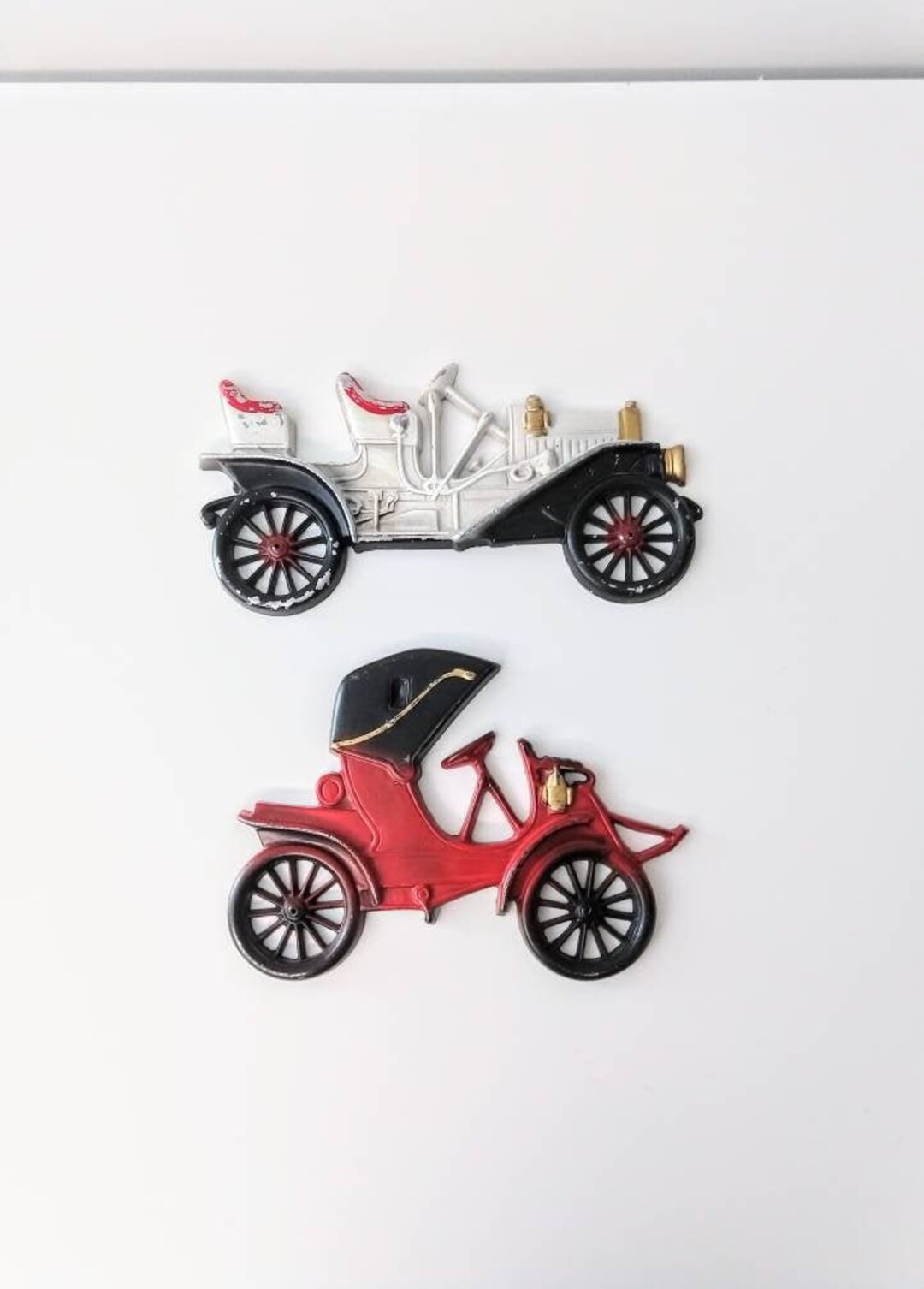 Vintage Car Wall Hanging - Set of Two Cast Metal Retro Car Wall Plaques ...