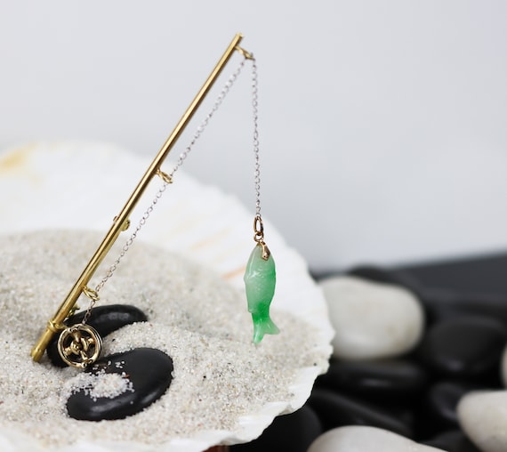 14k Yellow Gold 3D Vintage Fishing Rod w/ Chain & Jad… - Gem