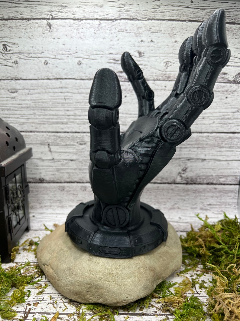 3D Printed Cyborg/robot Hand Phone or Controller Holder/ Stand Space ...