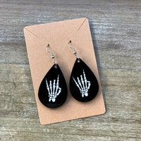 Crime Scene Blood Splatter Earrings - Etsy