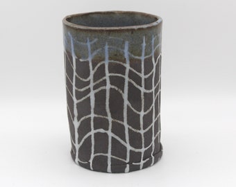 Wavy Design Pottery - Etsy