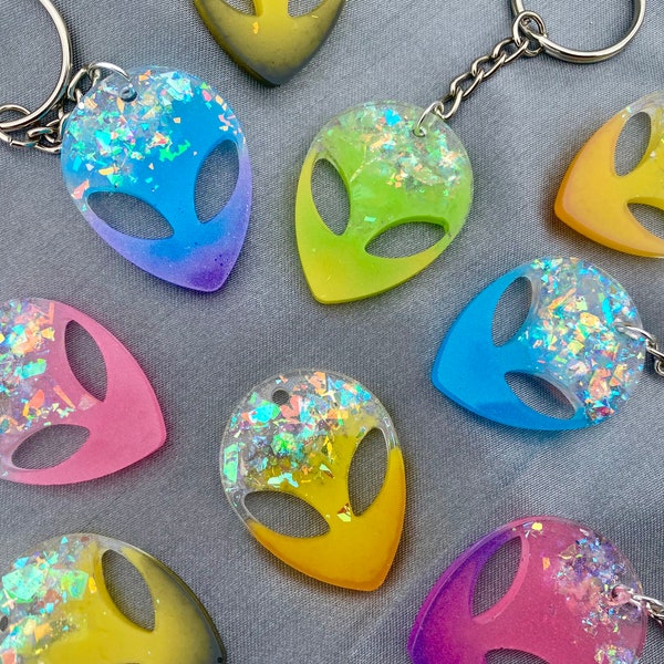 Alien Keychain - Etsy