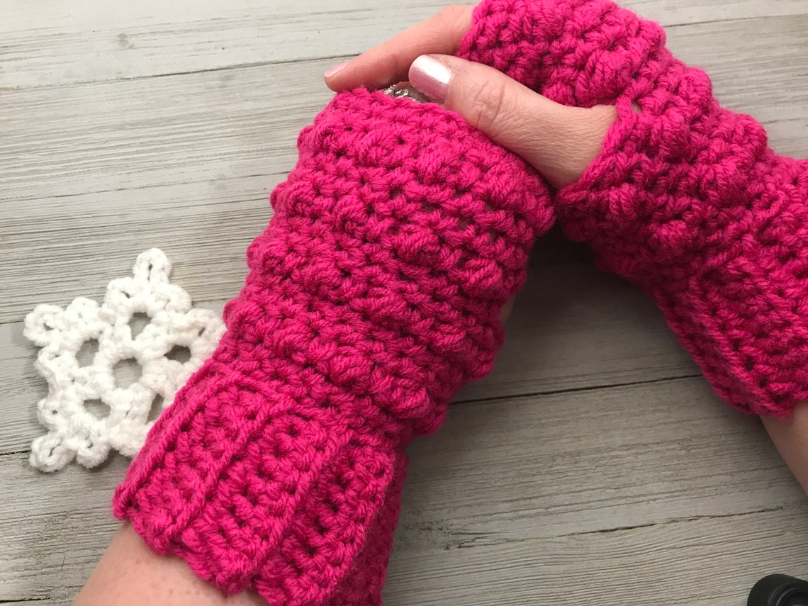 Kisses N Hugs Fingerless Gloves Pattern - Etsy