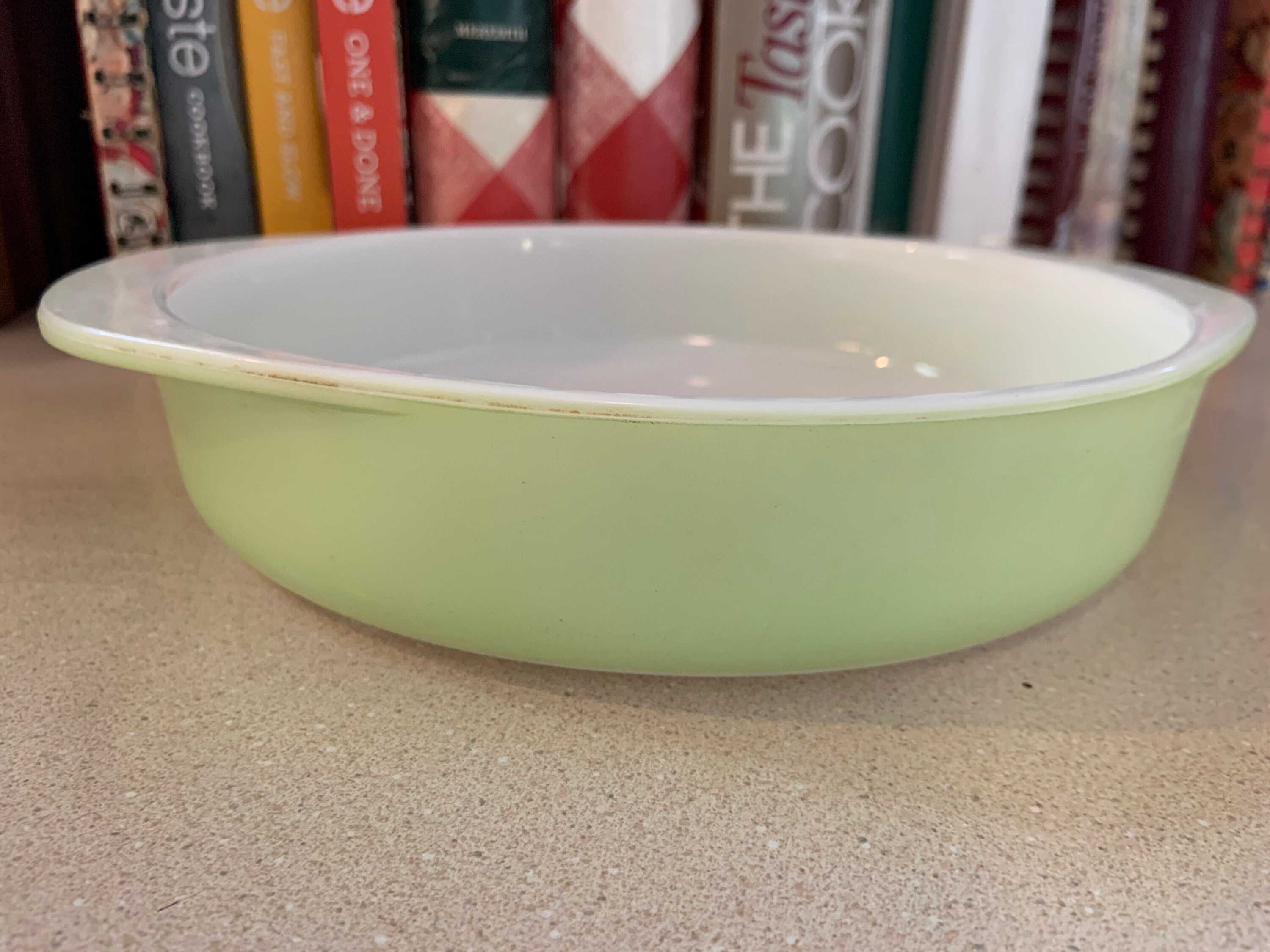 Vintage Lime Green Pyrex set of three 2 qt with lid 2 qt | Etsy