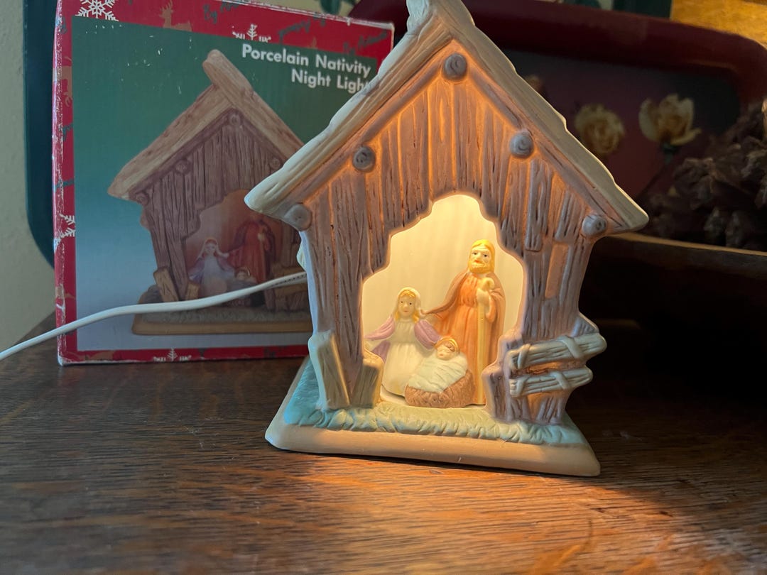 Vintage Nativity Night Light, Artmark Chicago - Etsy