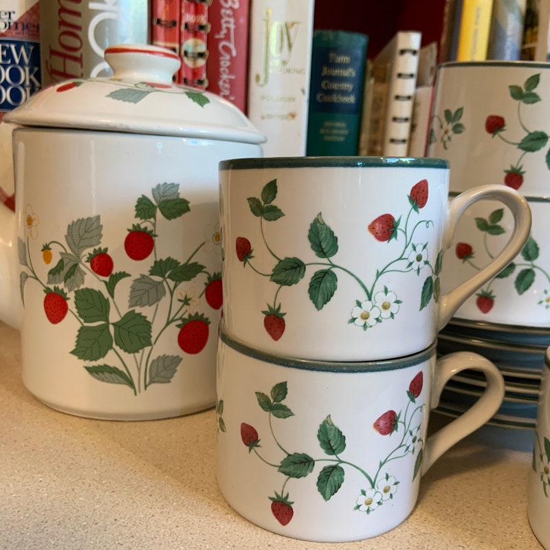 Strawberry Tea Set - Etsy