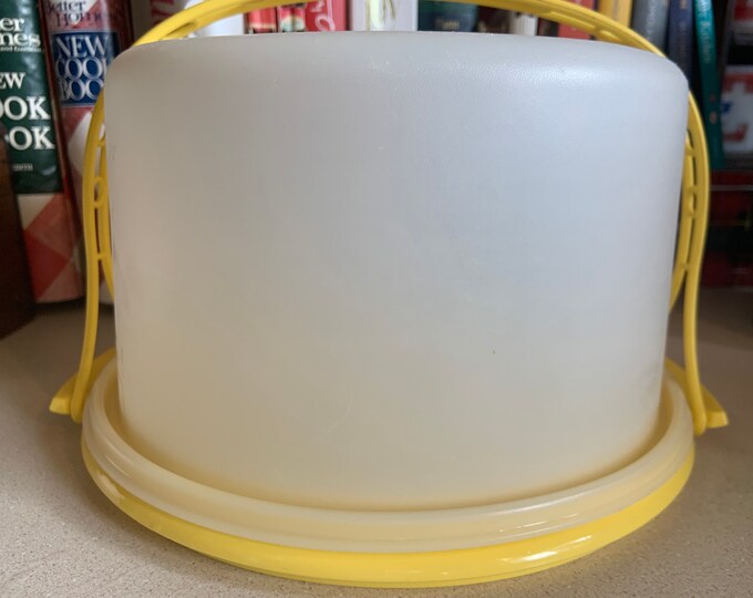 Vintage Tupperware Cake Carrier-round - Etsy