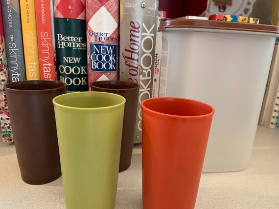 Vintage Tupperware Flip Top Pitcher With 4 Tumblers - Etsy