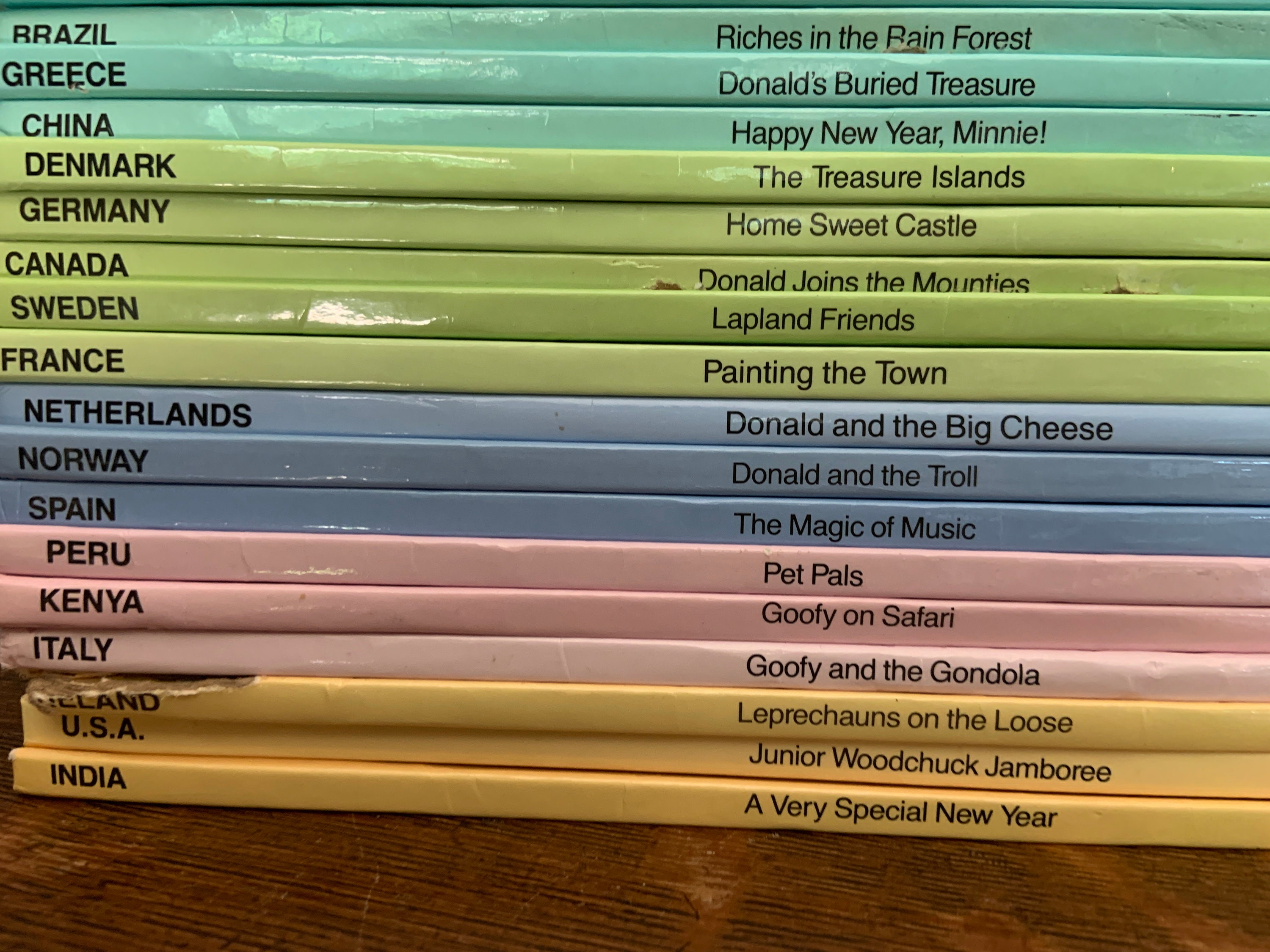 Vintage Grolier Books Disney's Small World Library - Etsy
