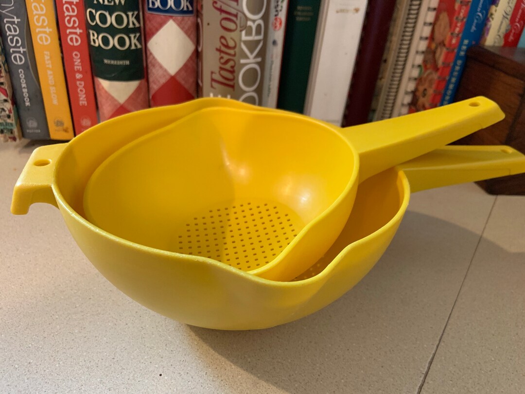 Vintage Tupperware Strainers-set of Two - Etsy