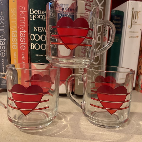 Red Heart Mugs - Etsy