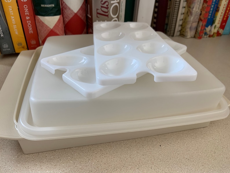 Vintage Tupperware Deviled Egg Carrier | Etsy