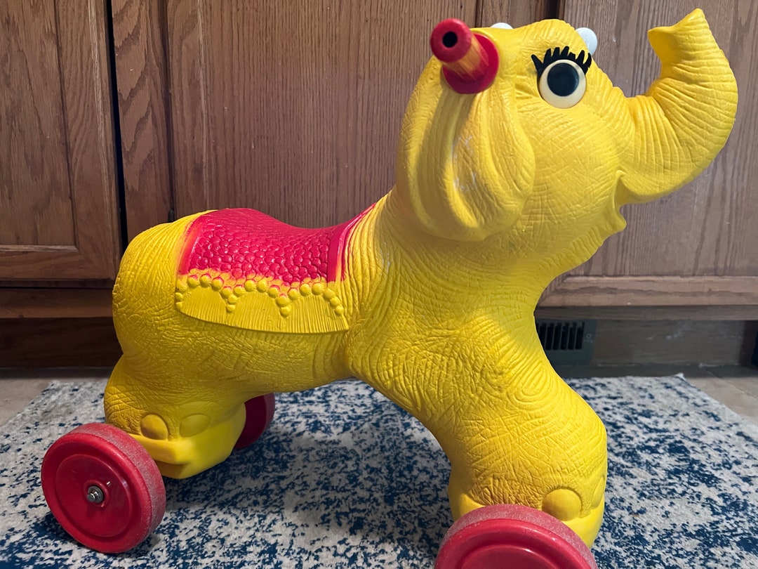 Vintage Empire Circus Elephant Ride-on Toy - Etsy