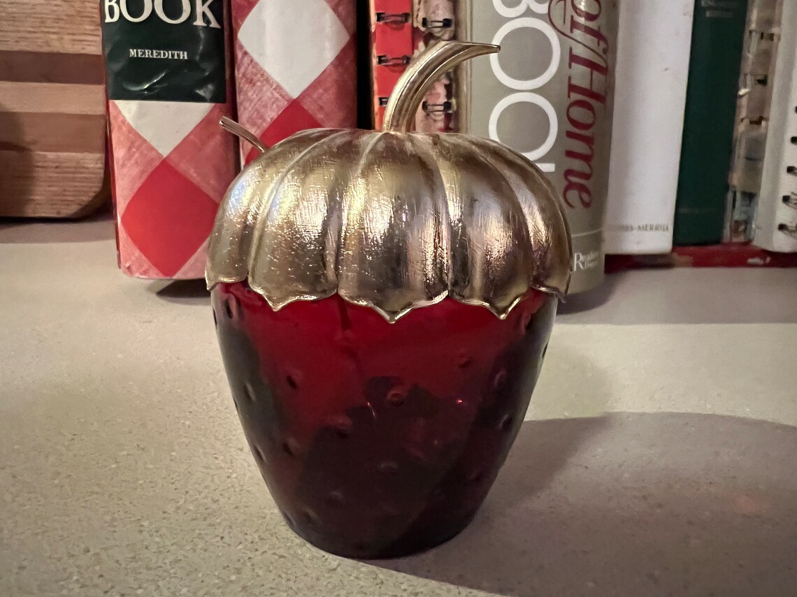 Vintage Avon Bubble Bath Ruby Red Strawberry Collection - Etsy
