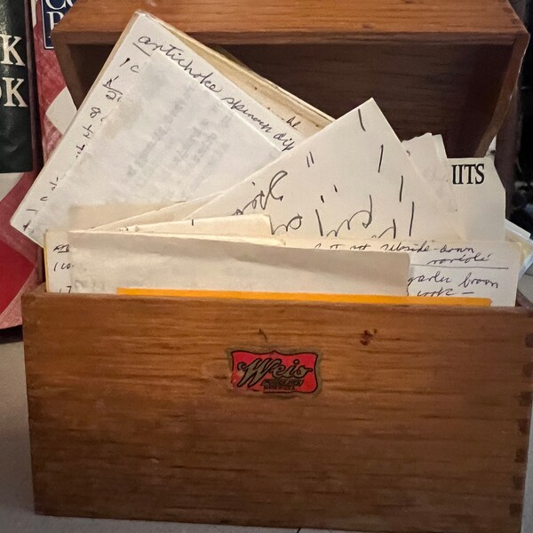 Vintage Recipe Box - Etsy