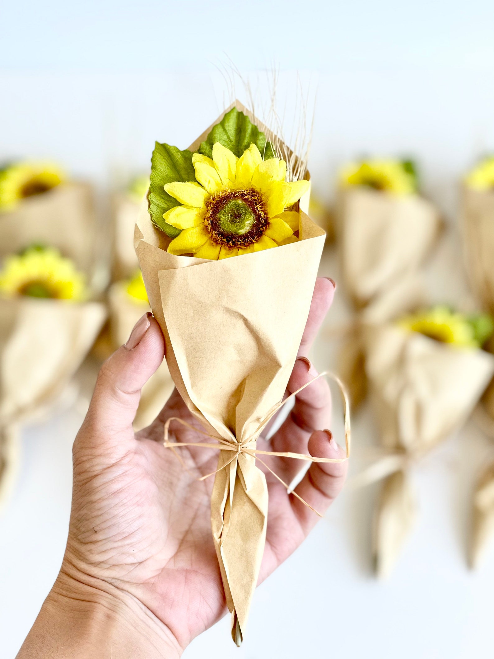 10 Pcs Sunflowers Favors, Sunflower Mini Bouquets, Party Favors, Rustic ...